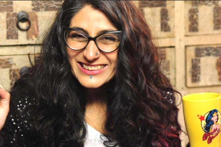 Niharika Khan – Female Costume Designer of Bollywood - My Words & Thoughts